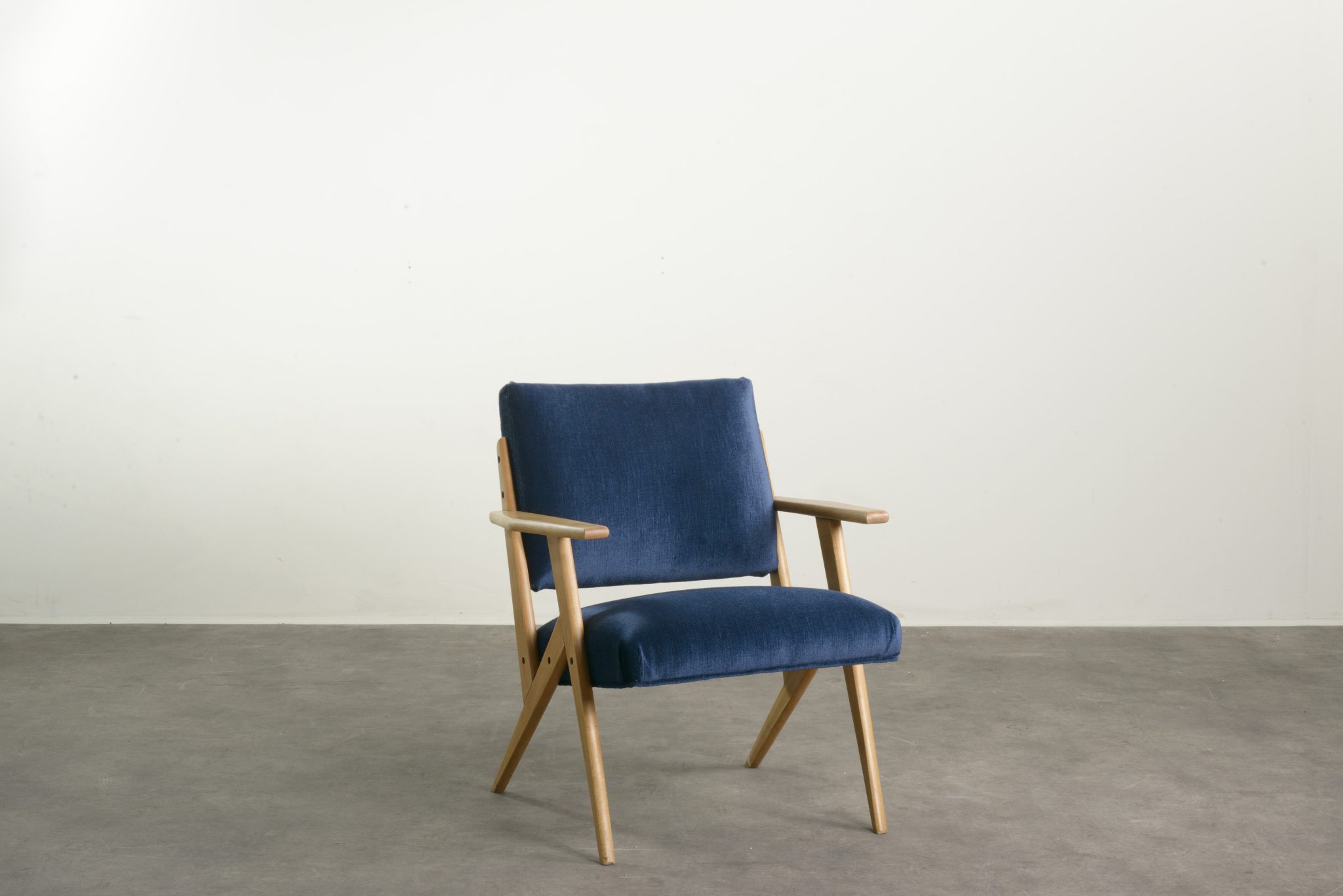 Louge chair - Nilufar