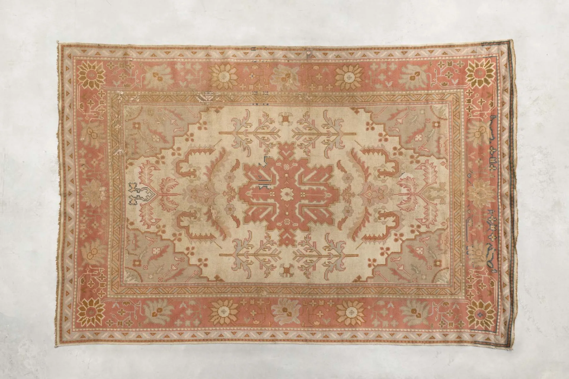 Carpet - Nilufar