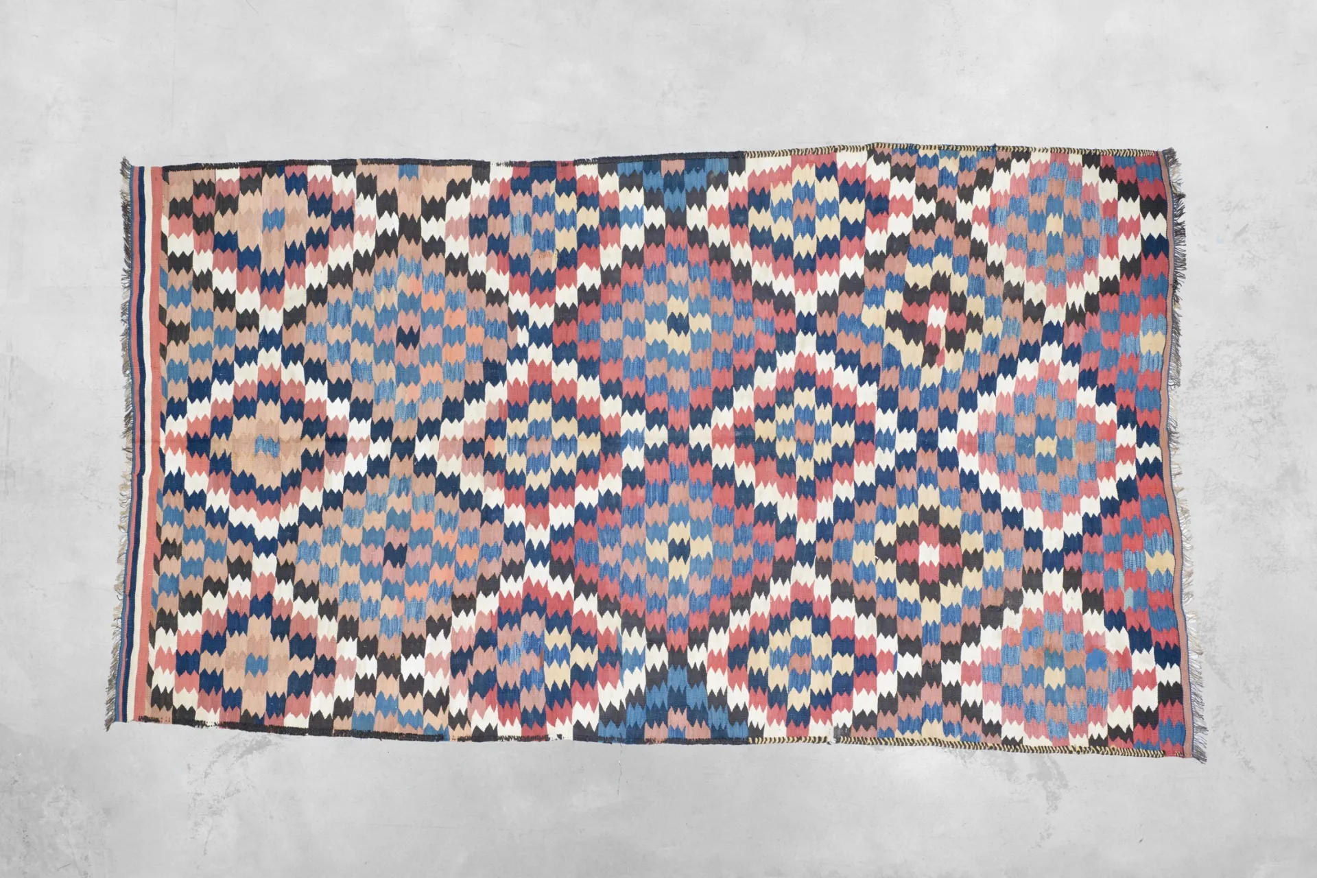 Kilim carpet - Nilufar