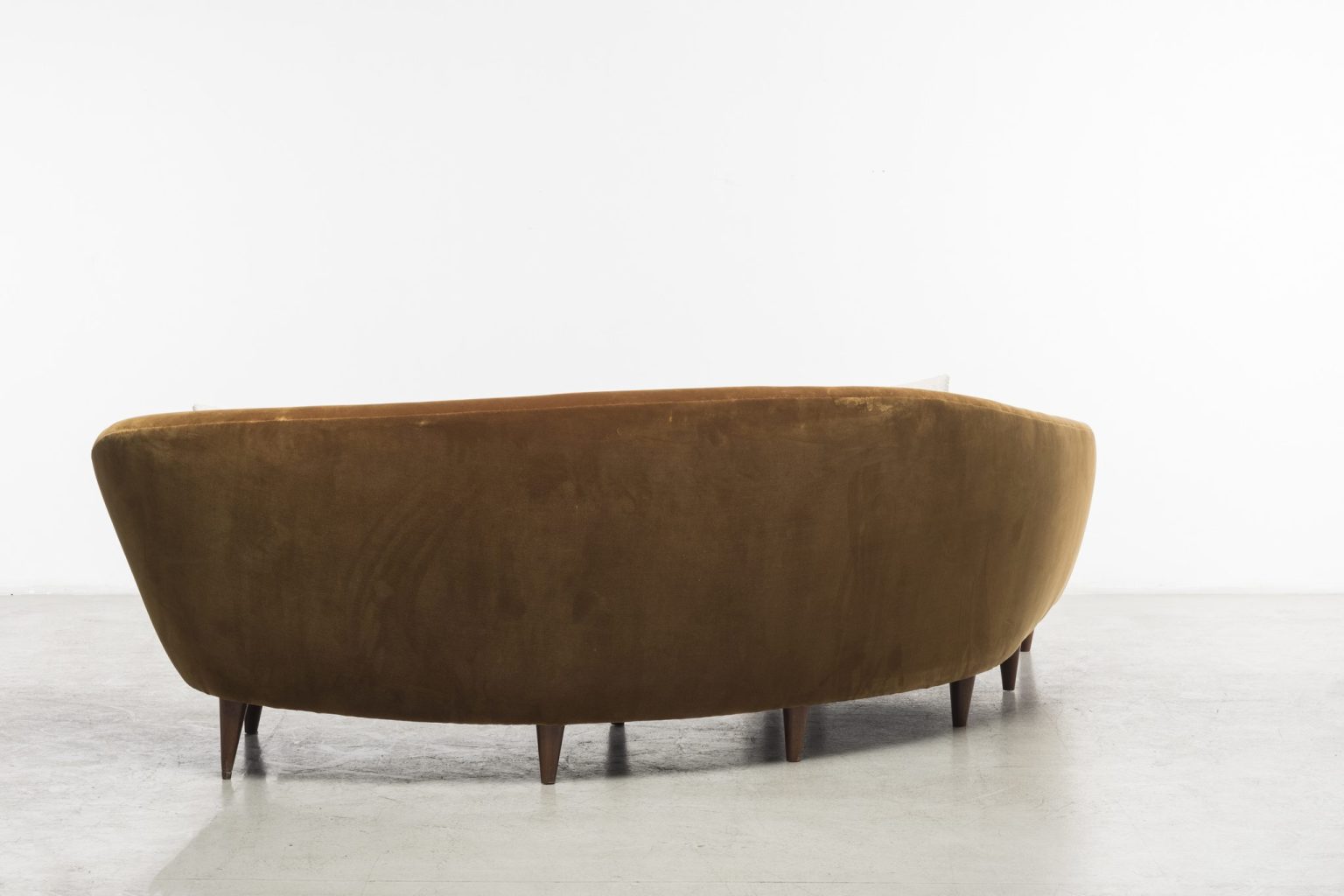 Curved Sofa - Nilufar